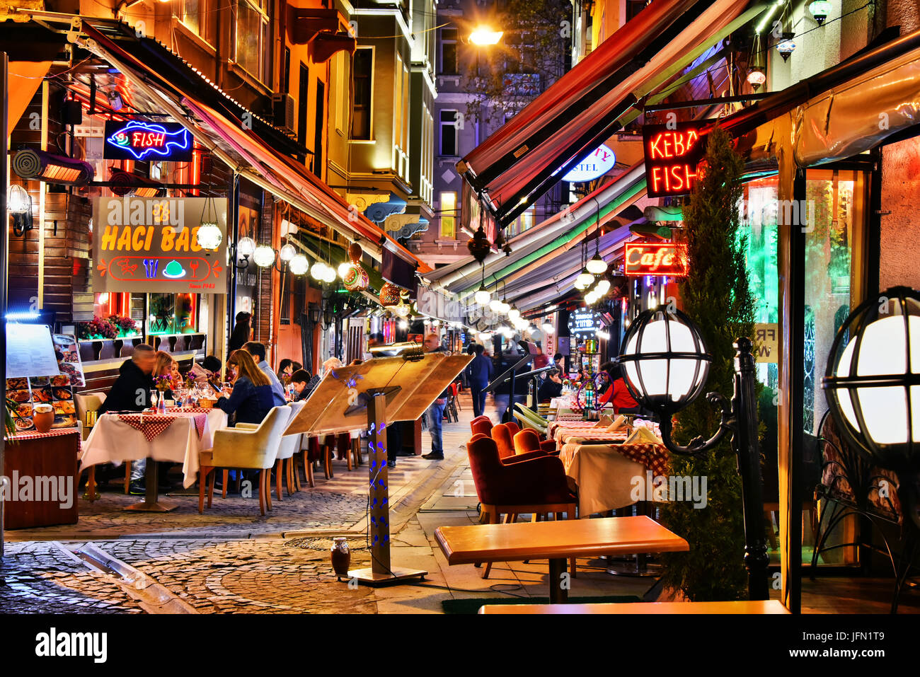 Restaurants in Istanbul, Turkey Stock Photo - Alamy