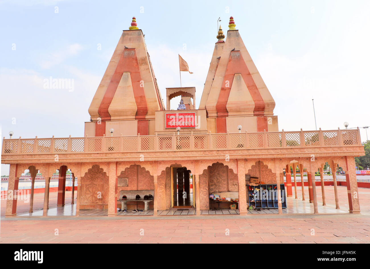 Kurukshetra temple hi-res stock photography and images - Alamy