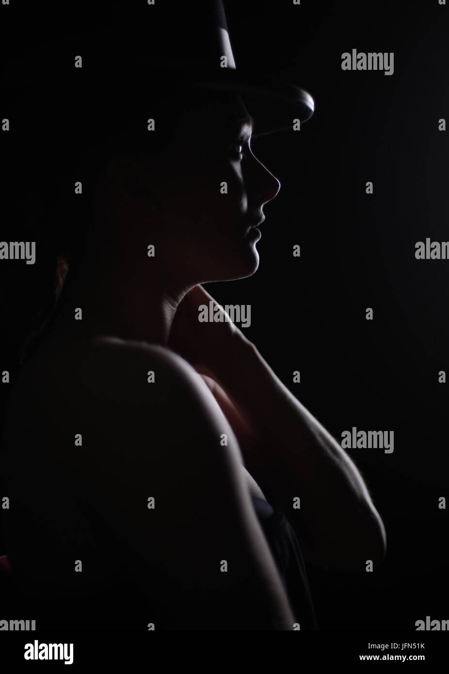 Edge liight portrait of girl Stock Photo - Alamy