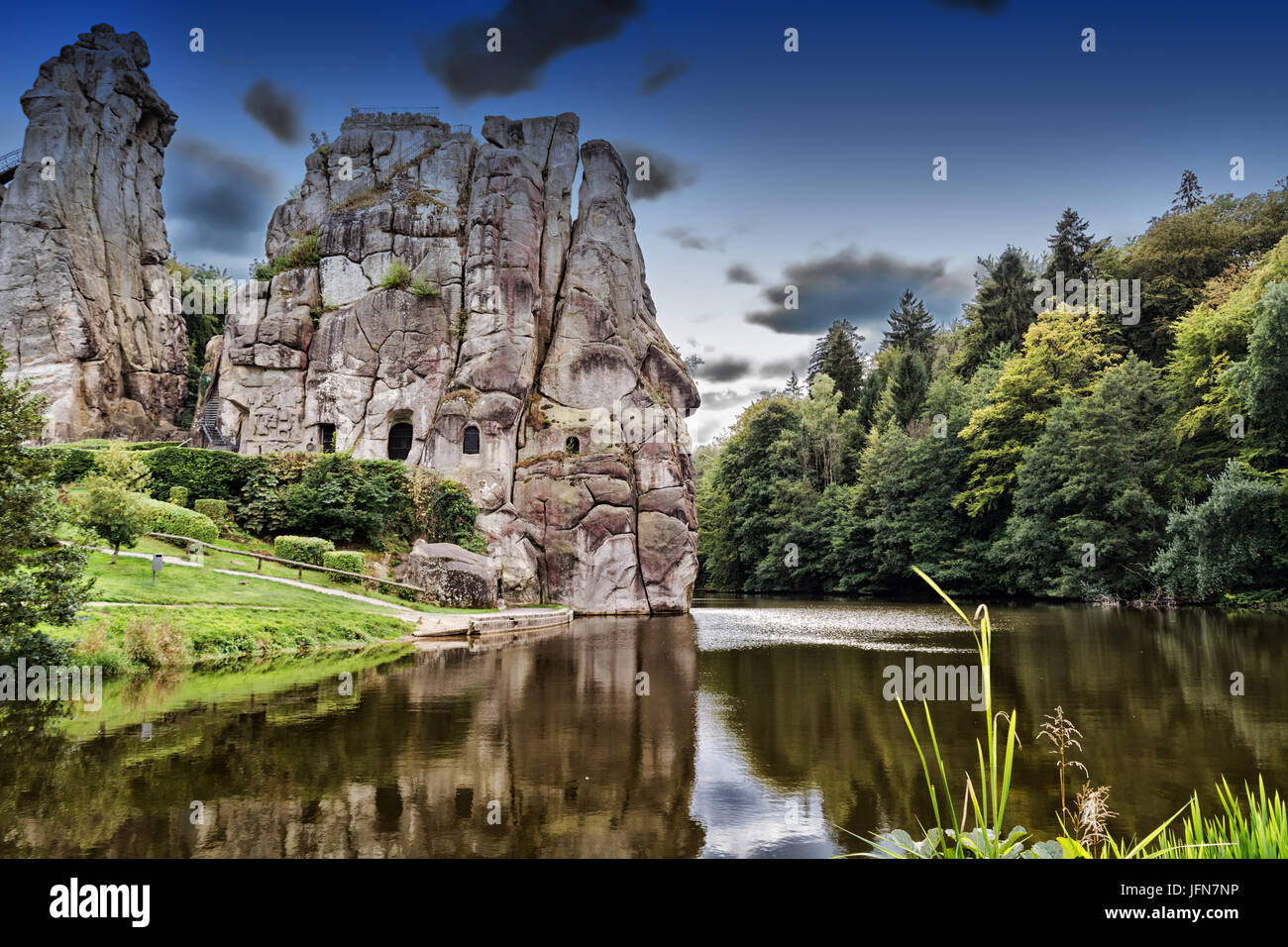 Of the rock group the cult hi-res stock photography and images - Alamy