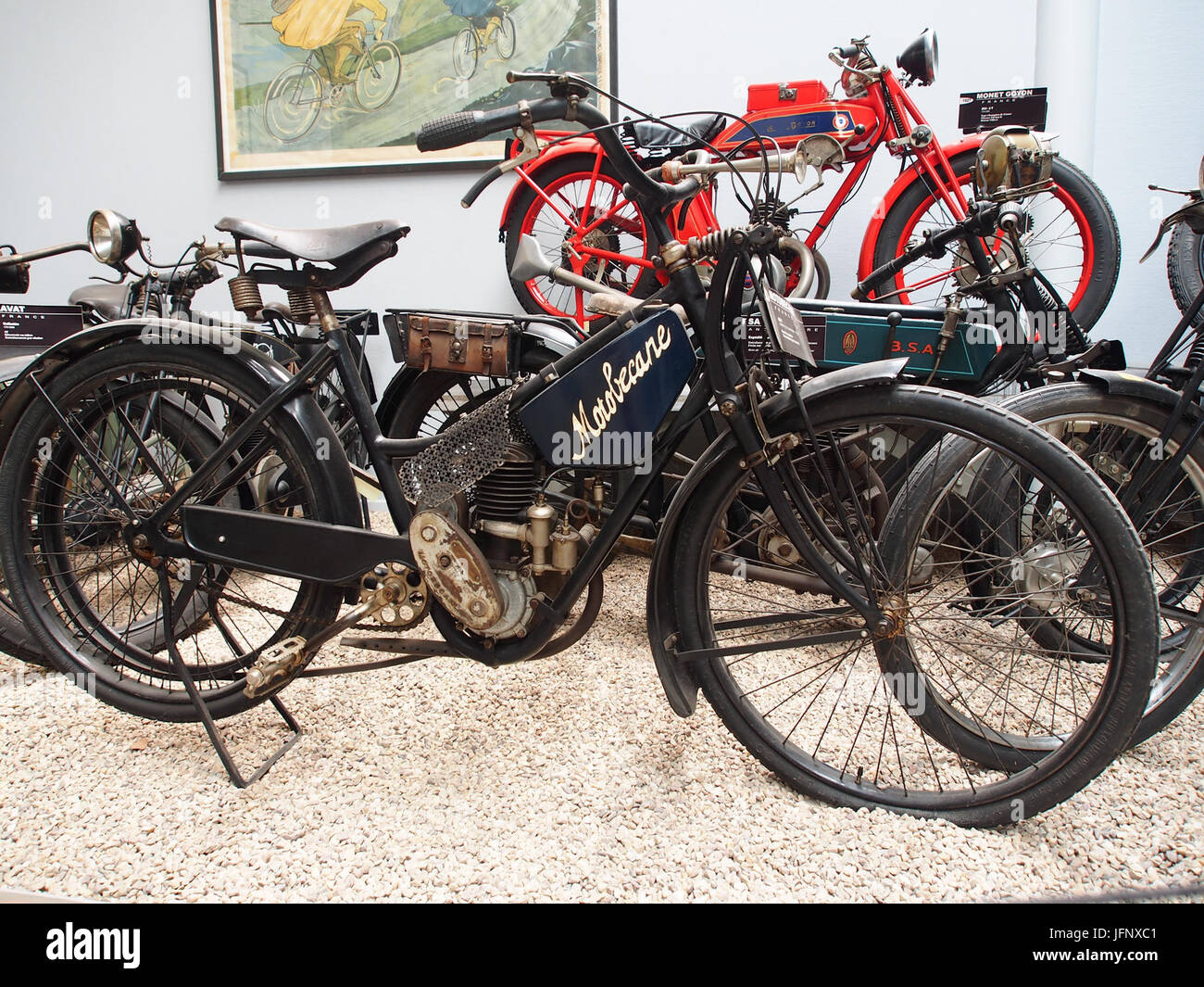 1925 Motobecane MB1, Musée de la Moto et du Vélo, Amneville, France ...