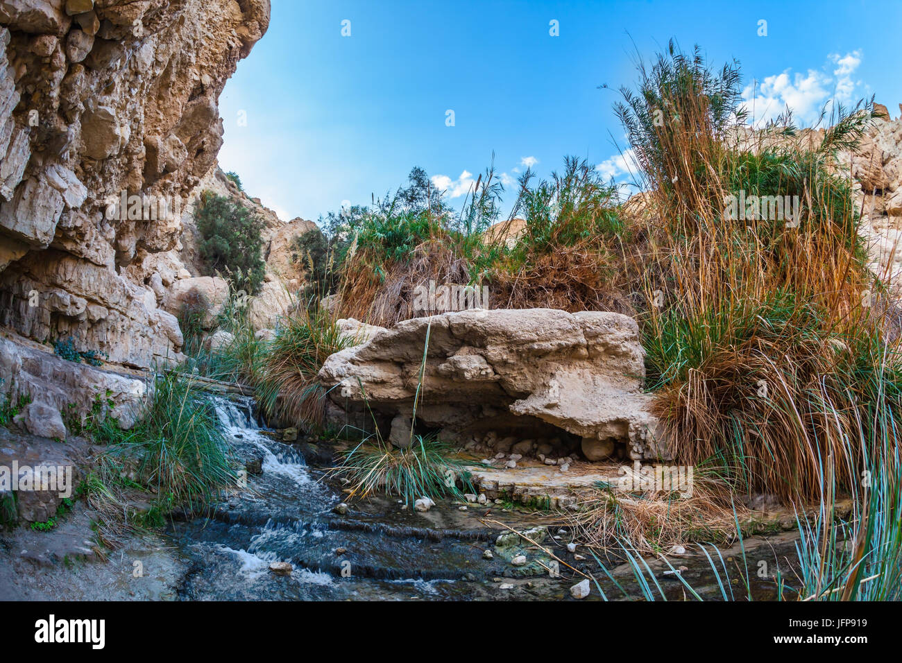 Middle east landscape hi-res stock photography and images - Alamy