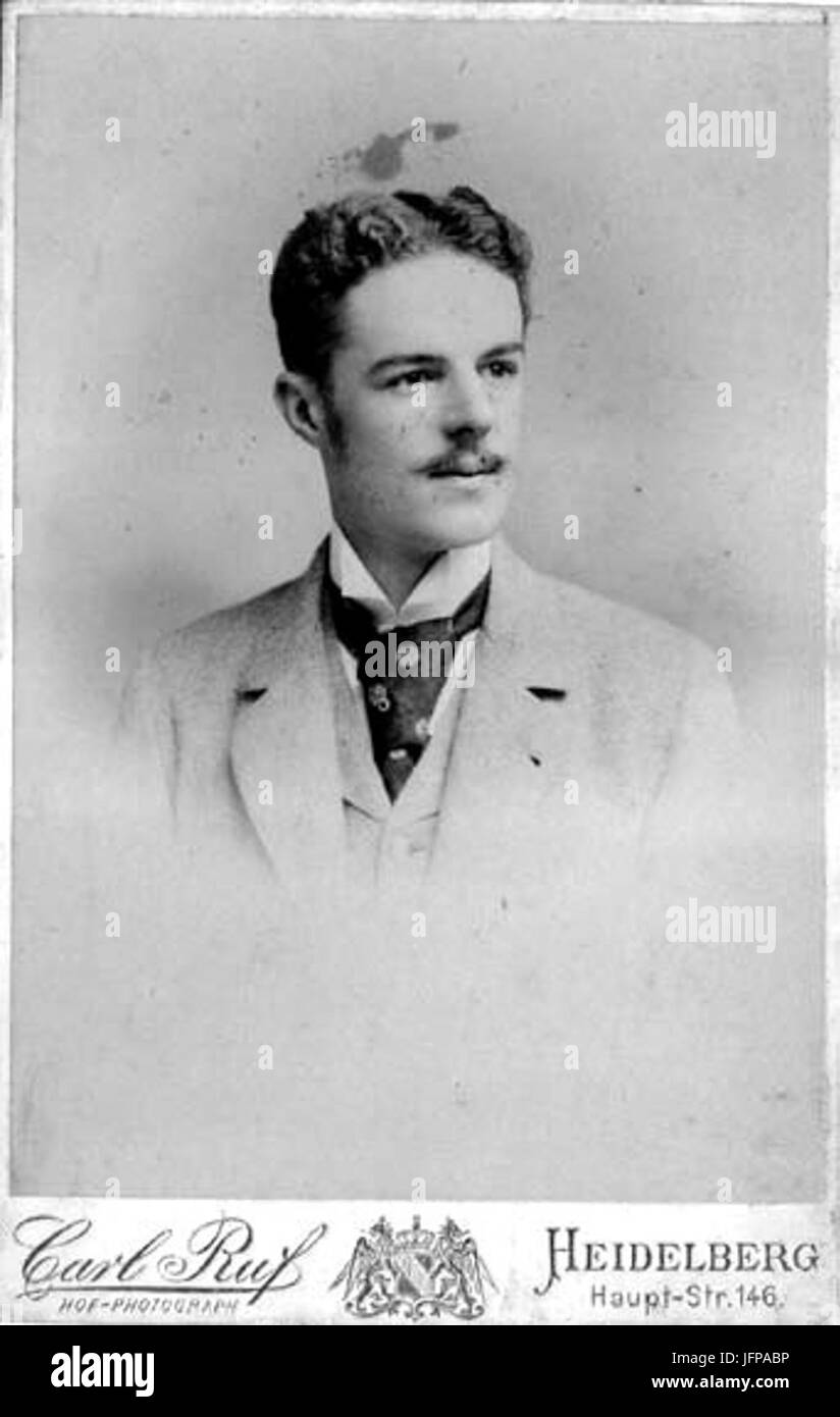 Adam krasinski hi-res stock photography and images - Alamy