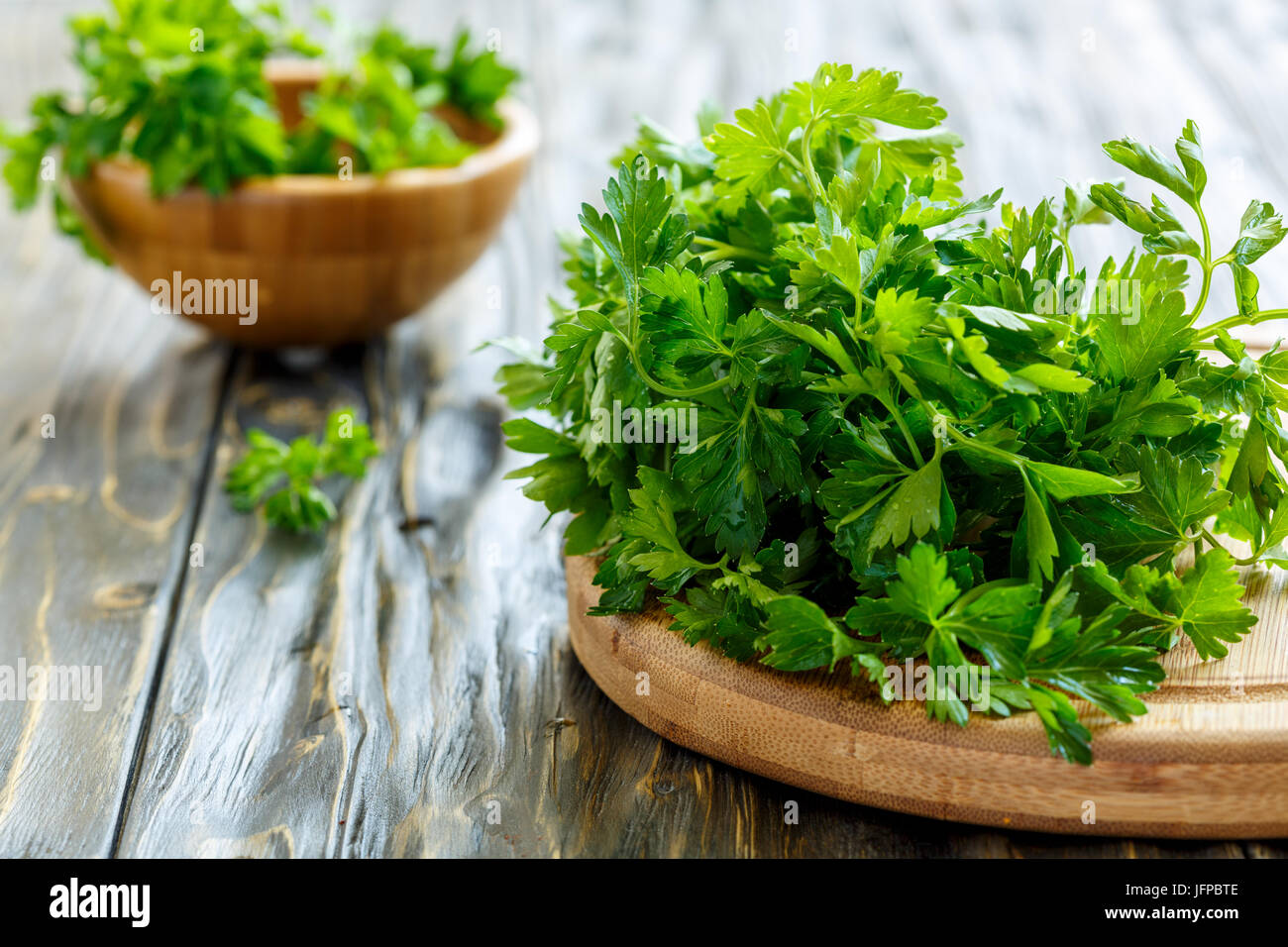 Bunch of parsley in the water droplets Stock Photo - Alamy