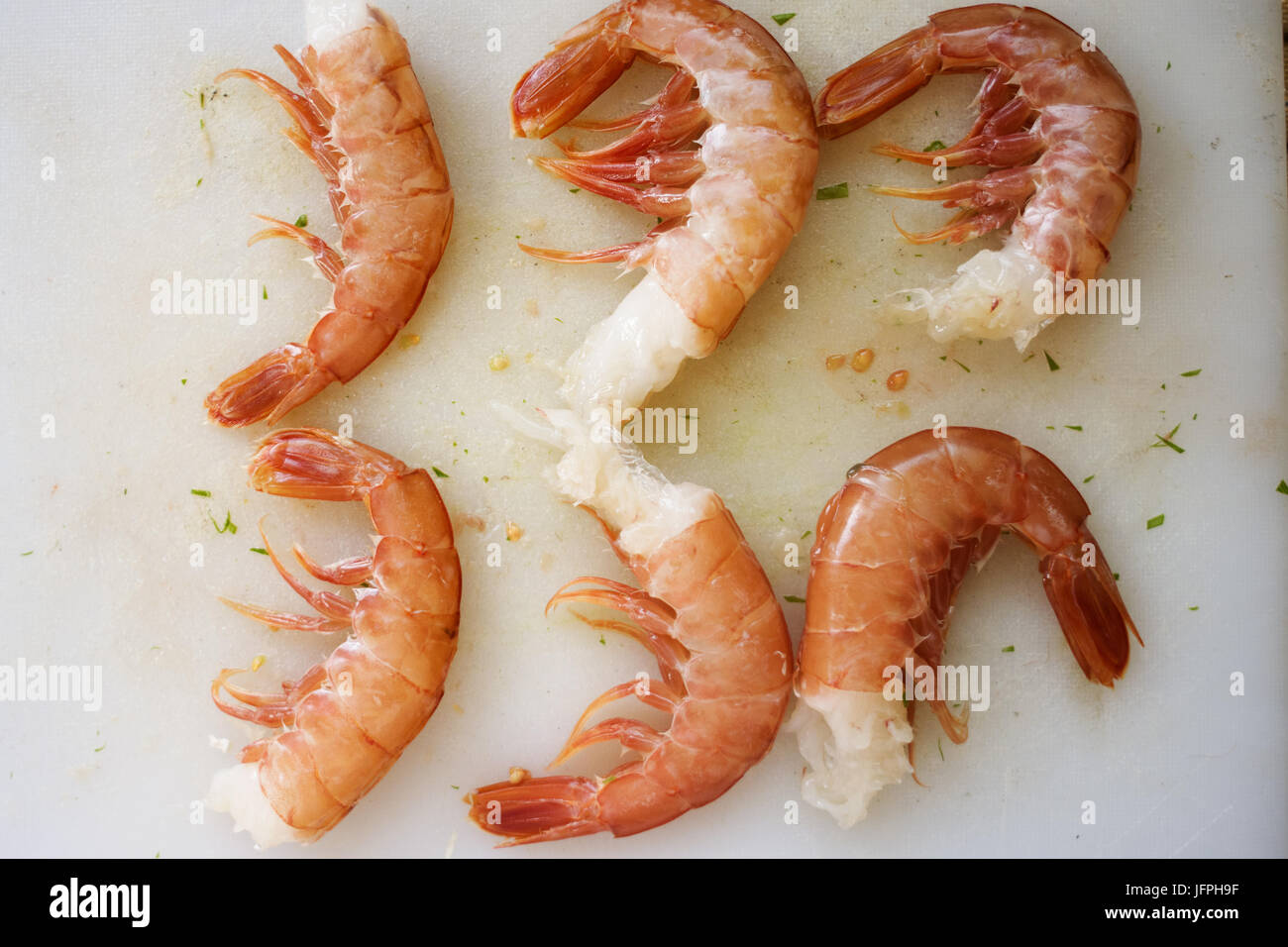King prawns in shell hi-res stock photography and images - Alamy