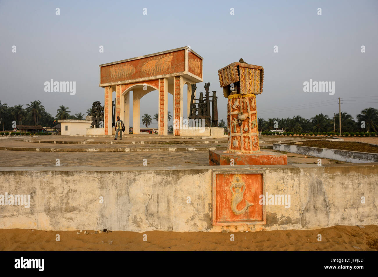 Gate of no Return, Ouidah Stock Photo - Alamy