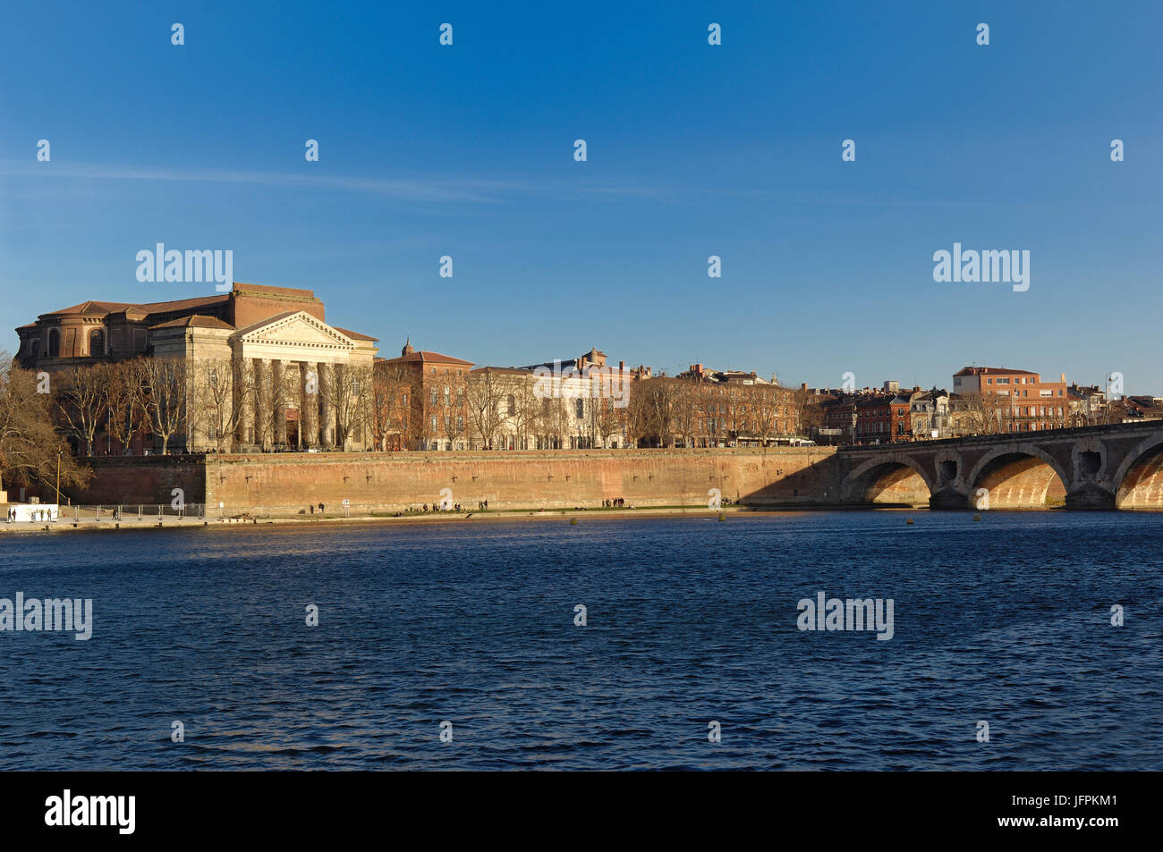River Garonne and Toulouse, Midi Pyrenees, France Stock Photo - Alamy
