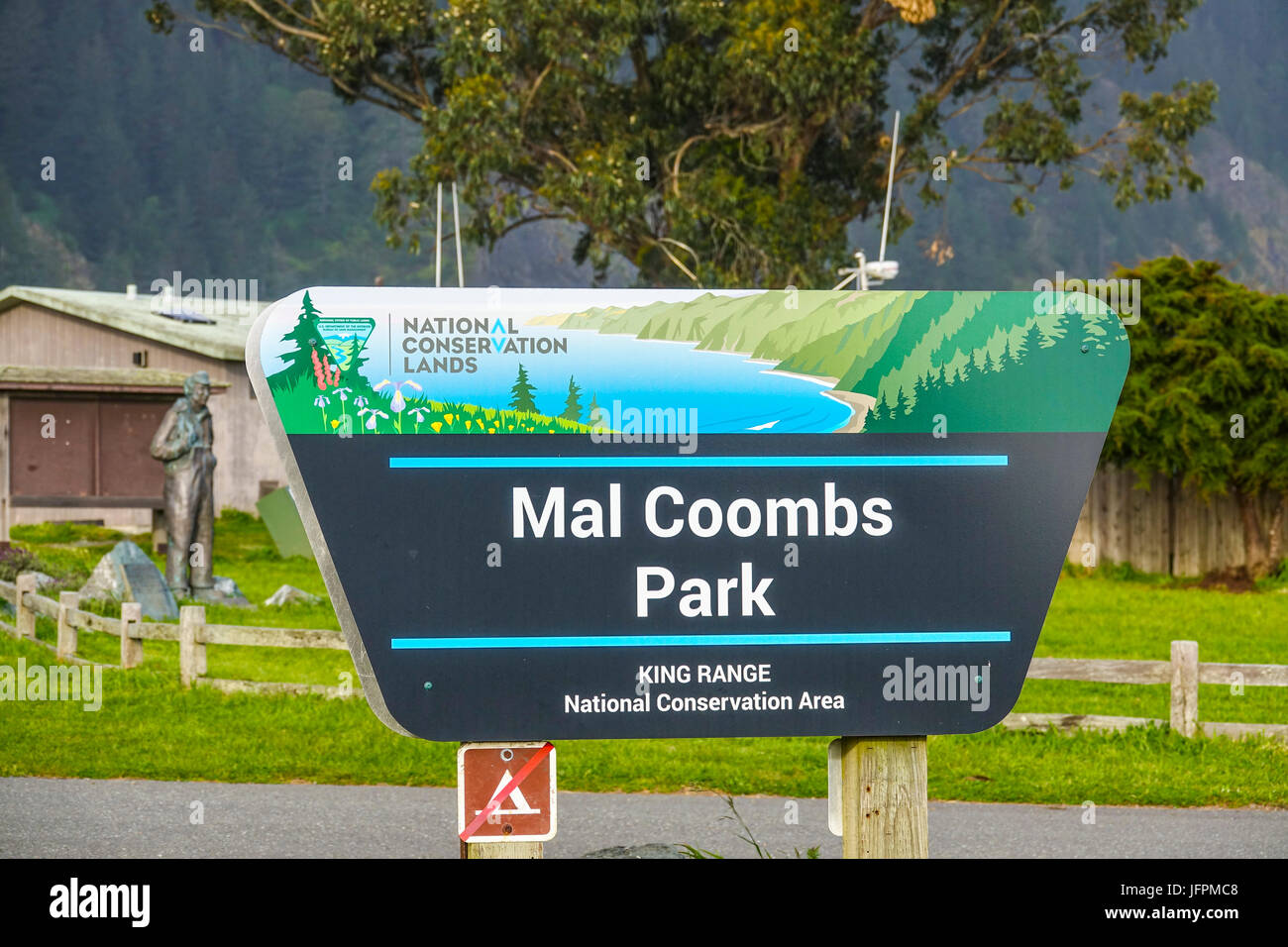 Mall Coombs Park at the Californian Coast Stock Photo - Alamy