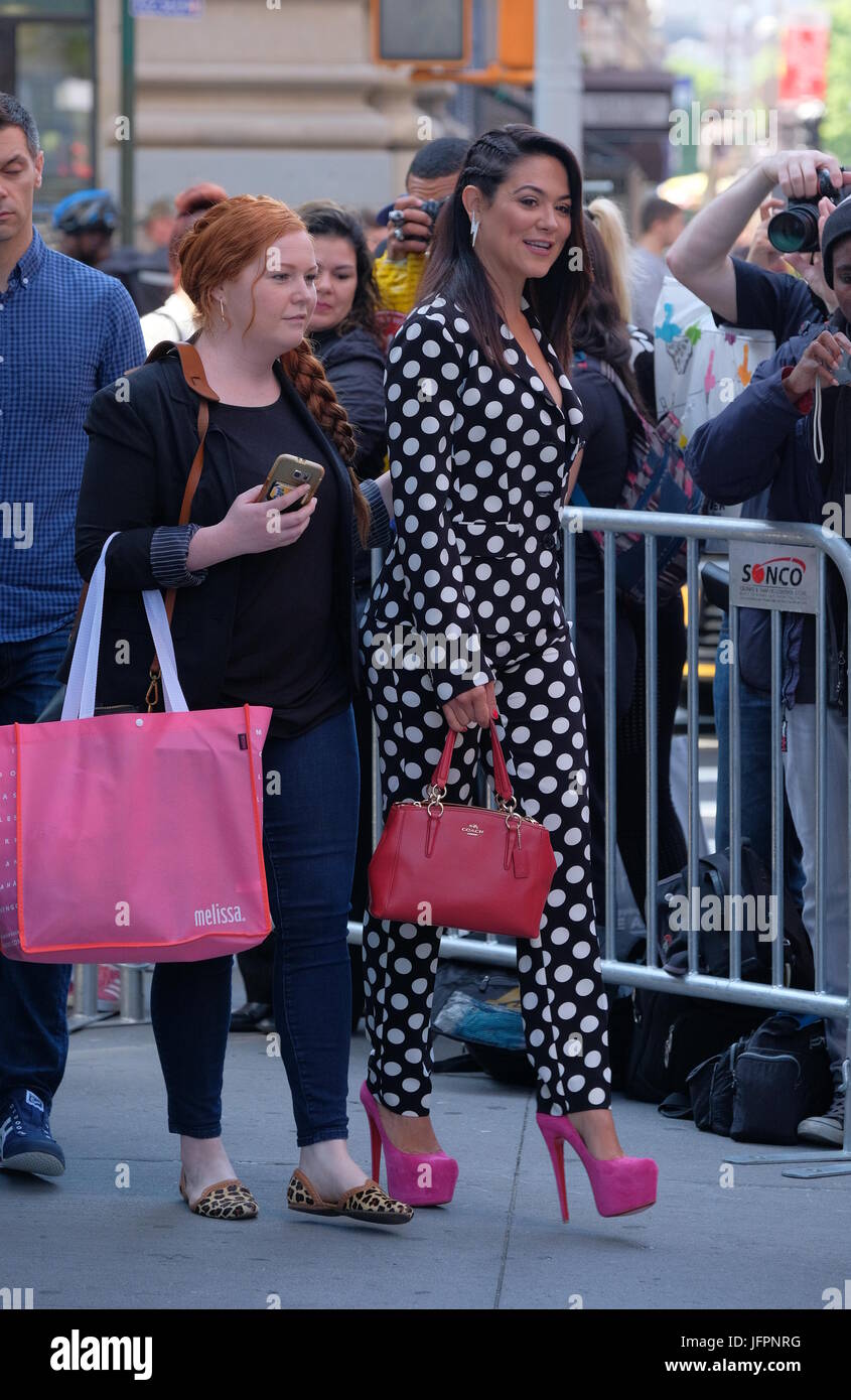 Cast of Daytime Divas at AOL Build Featuring: Fiona Gubelmann, Star ...