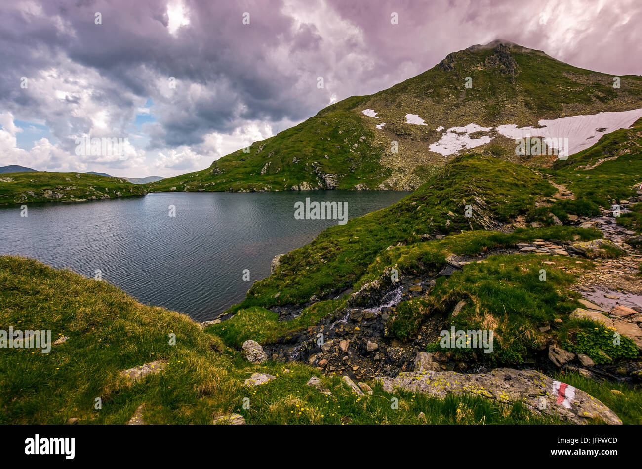Mountains in clear weather hi-res stock photography and images - Alamy