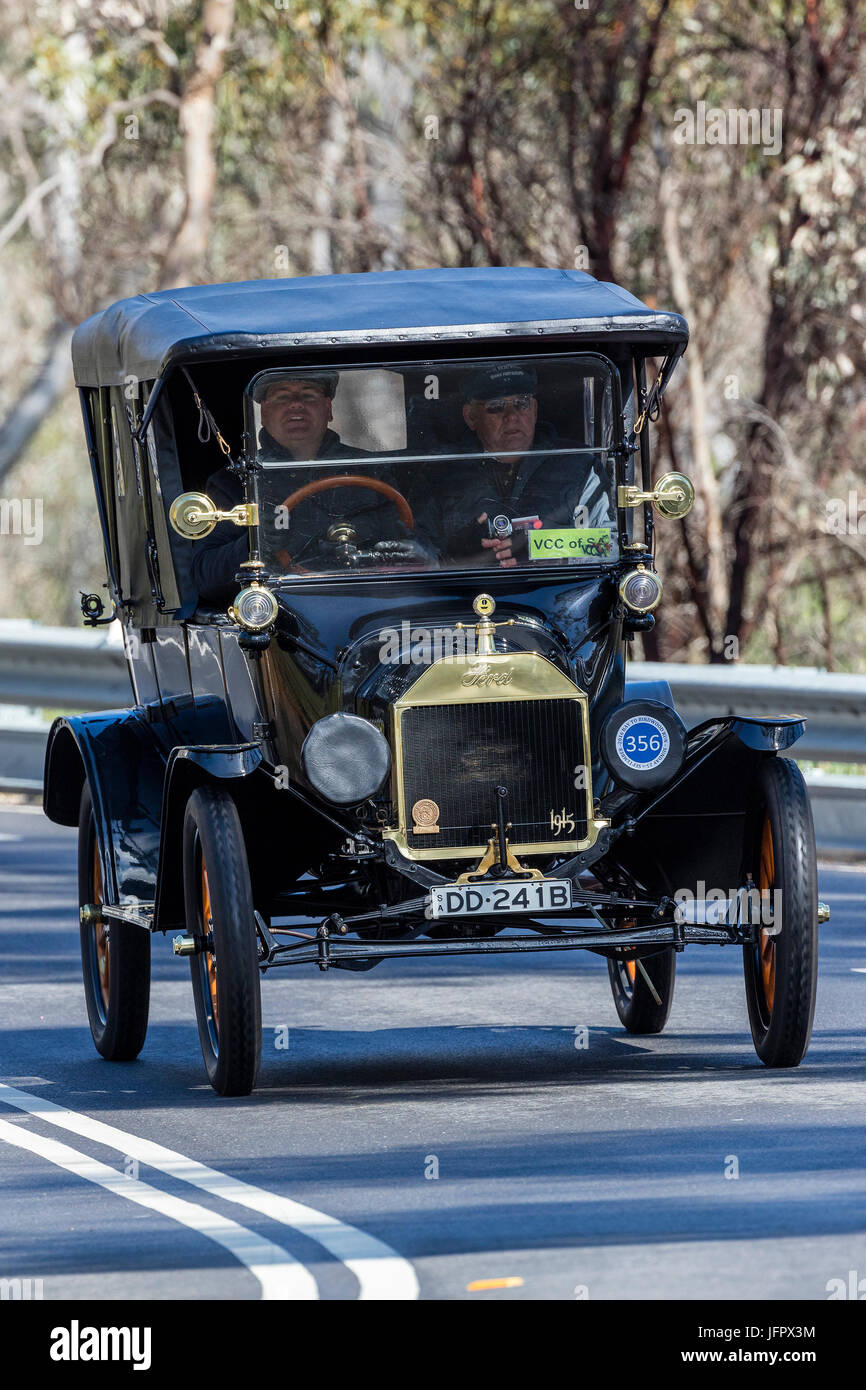 1915 ford model t tourer hi-res stock photography and images - Alamy