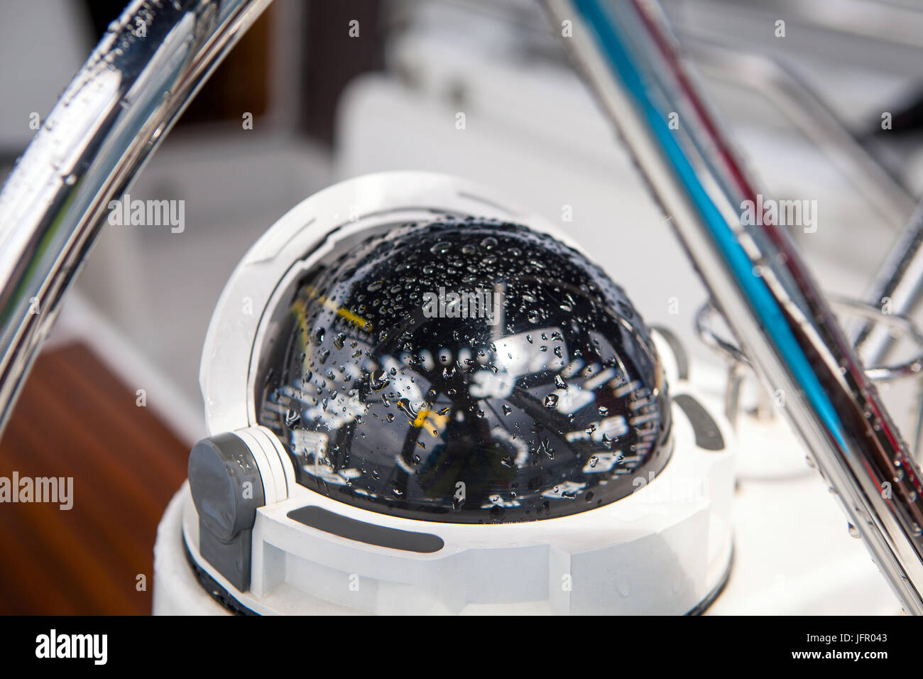 Nautical compass hi-res stock photography and images - Alamy