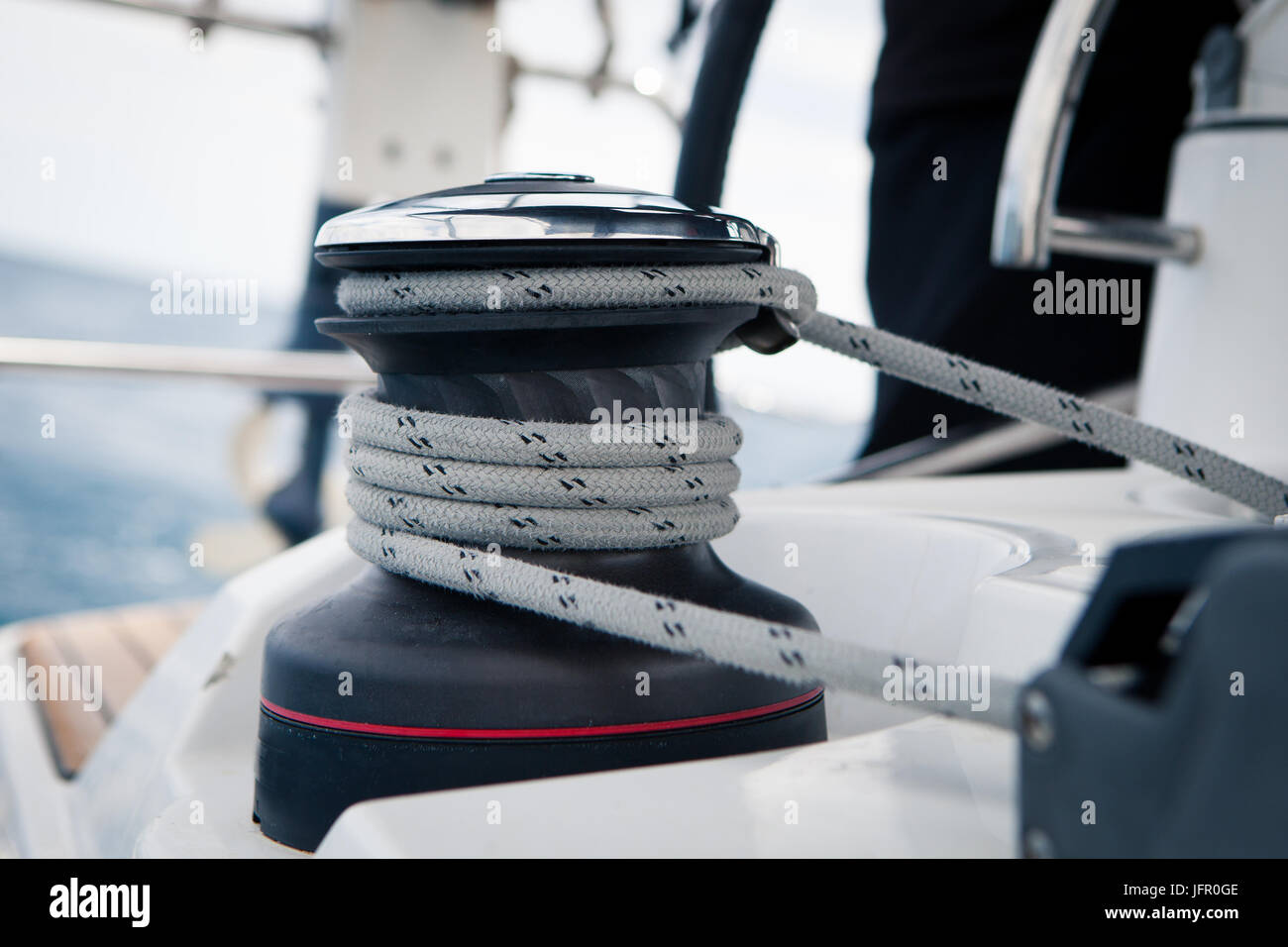 Ship winch rope hi-res stock photography and images - Alamy