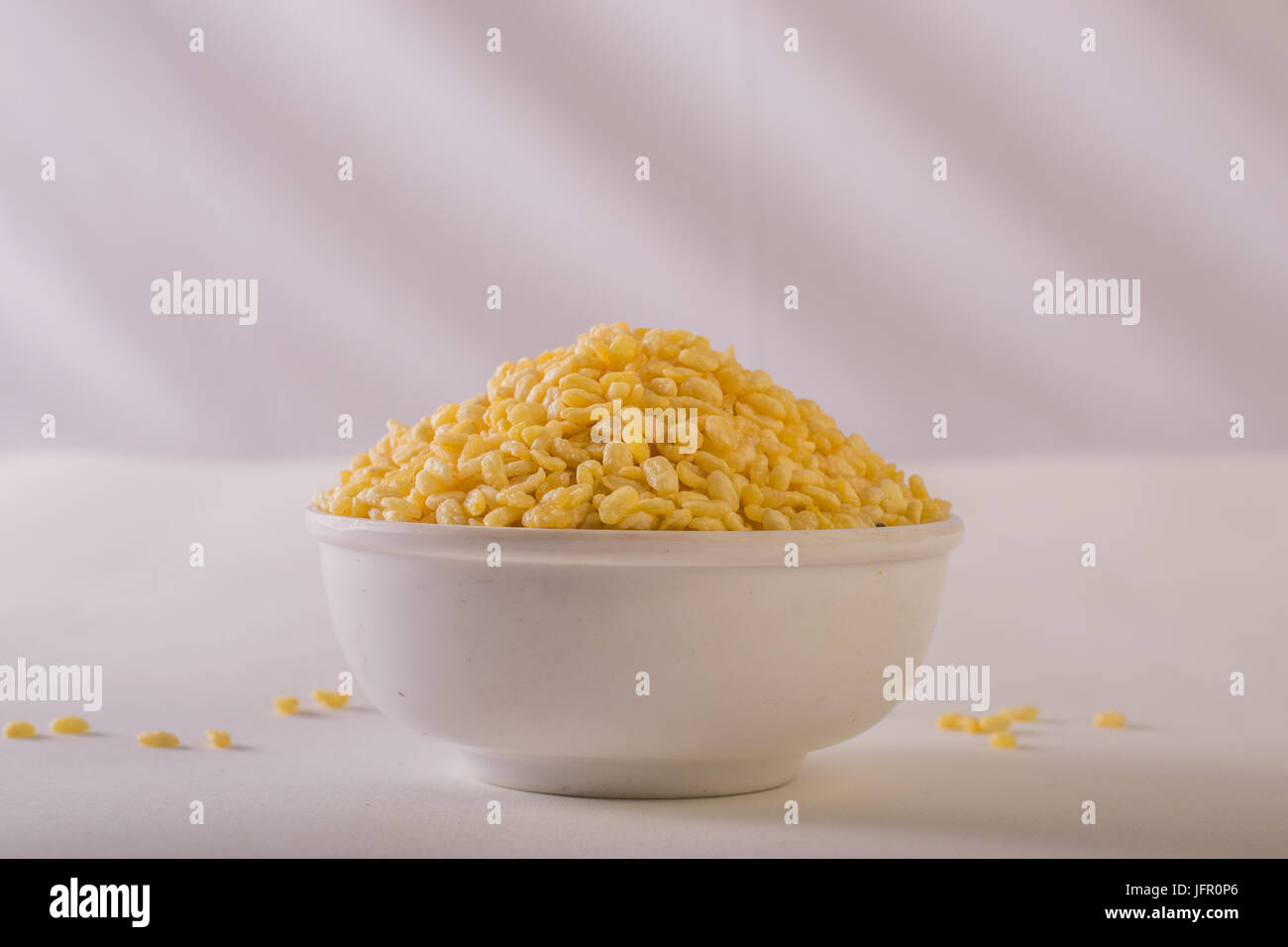 Moong dal hi-res stock photography and images - Alamy