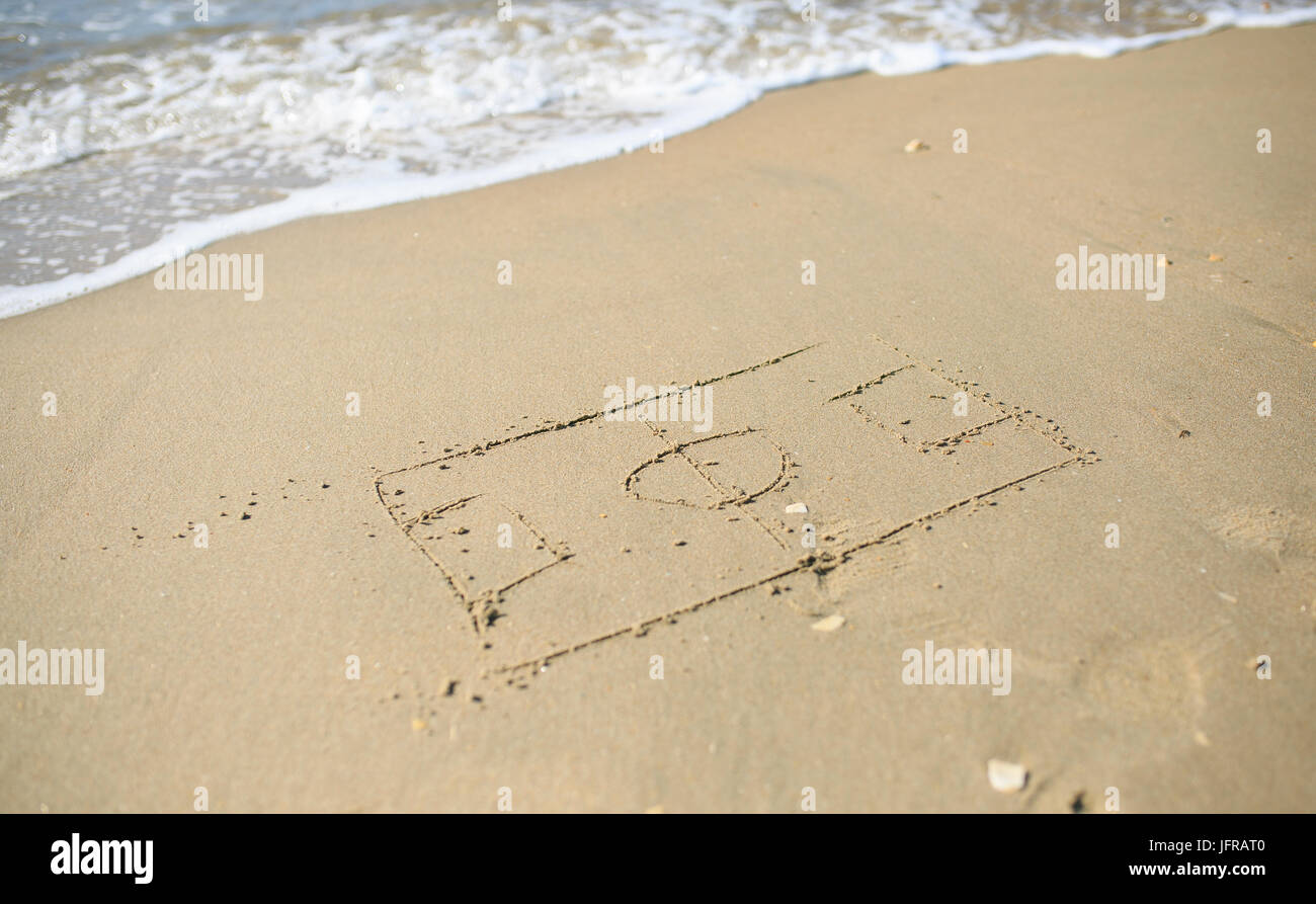 Outdoor basketball court beach hi-res stock photography and images - Alamy