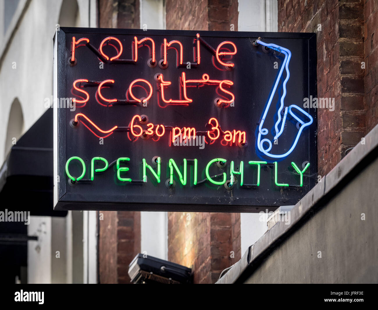 Ronnie scotts hi-res stock photography and images - Alamy