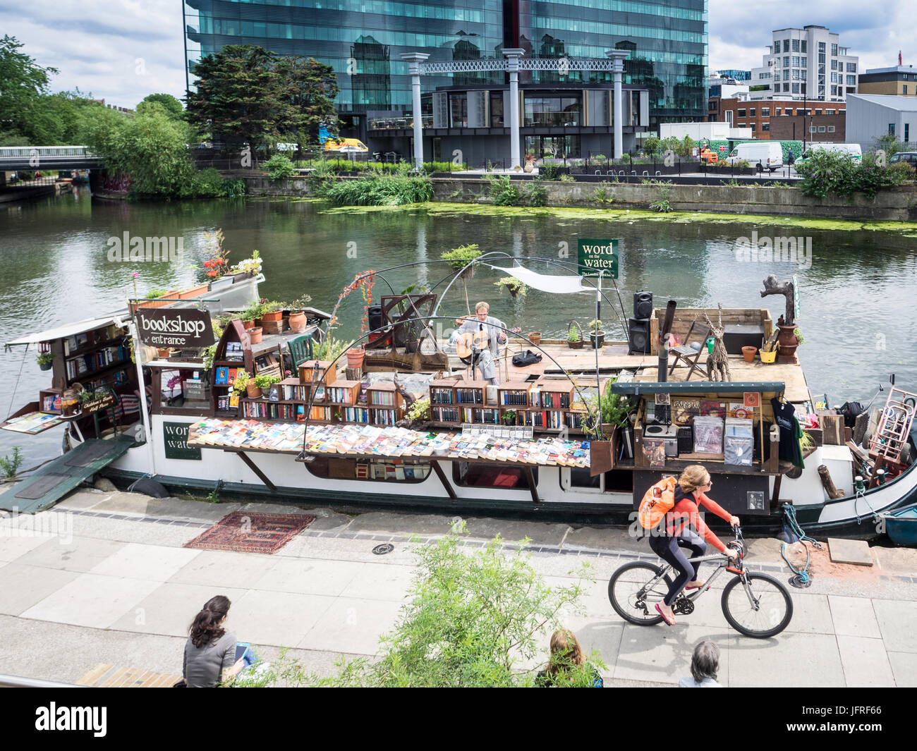 London Book Barge - The 'Word On The Water' floating bookshop on London ...
