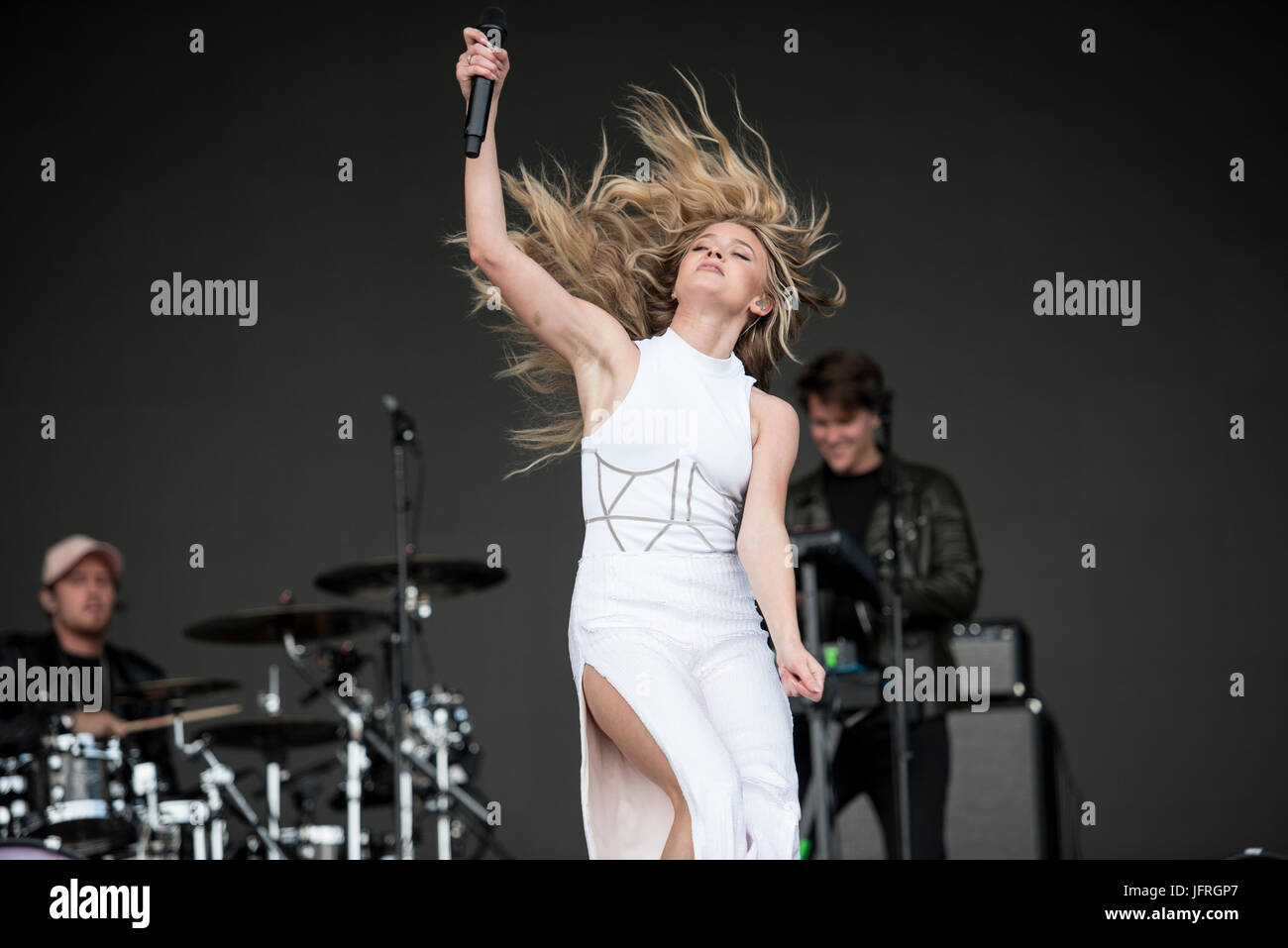 Heaton Park, Manchester, UK. 11th june, 2017. Zara Larsson performs ...