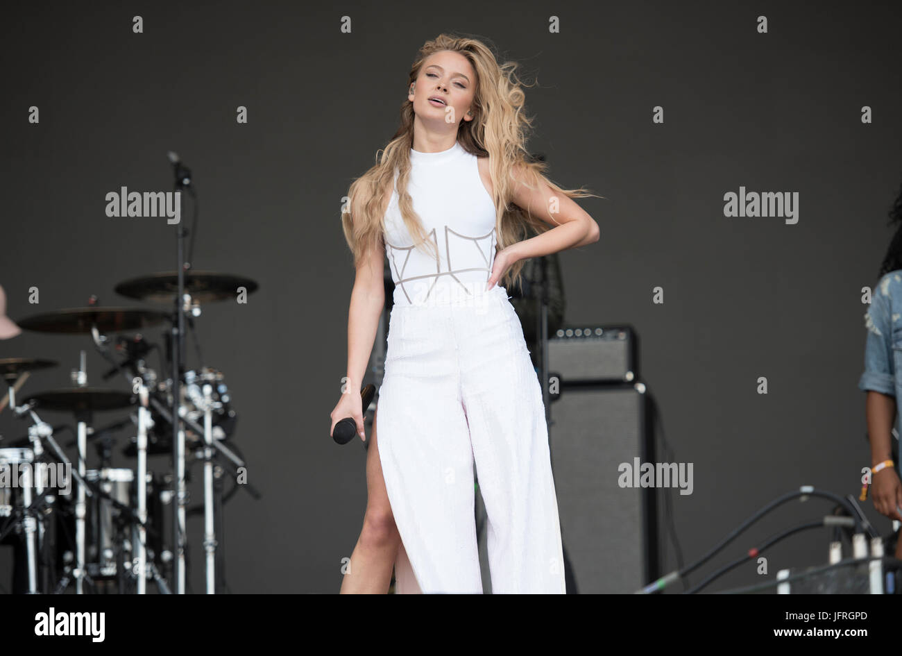 Heaton Park, Manchester, UK. 11th june, 2017. Zara Larsson performs ...