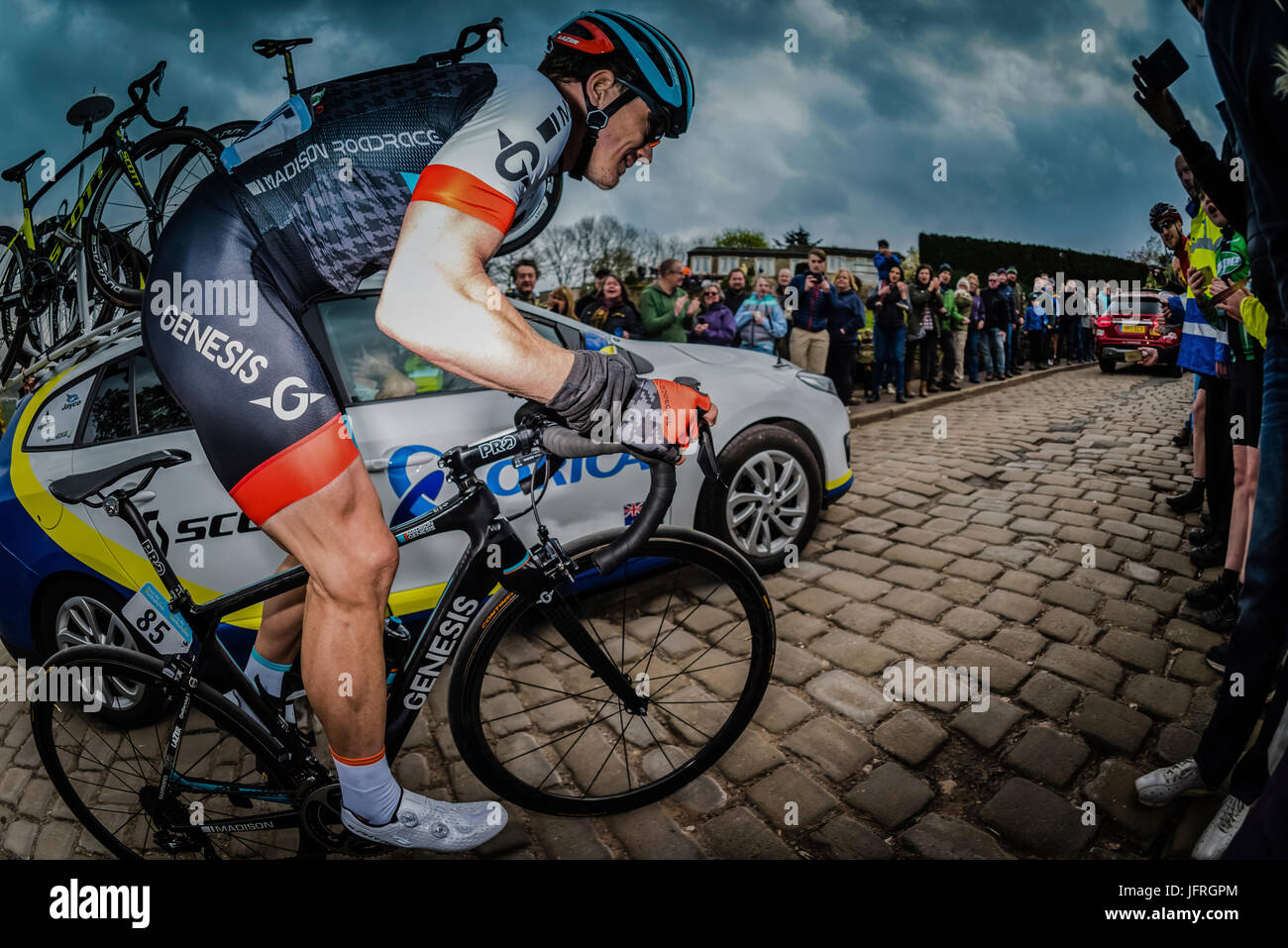 Shibden wall climb hi-res stock photography and images - Alamy