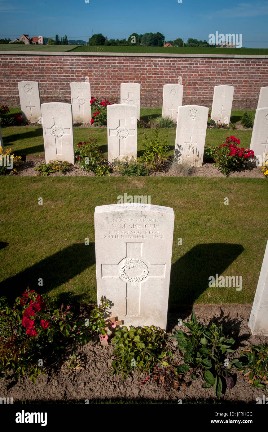 Desertion hi-res stock photography and images - Alamy