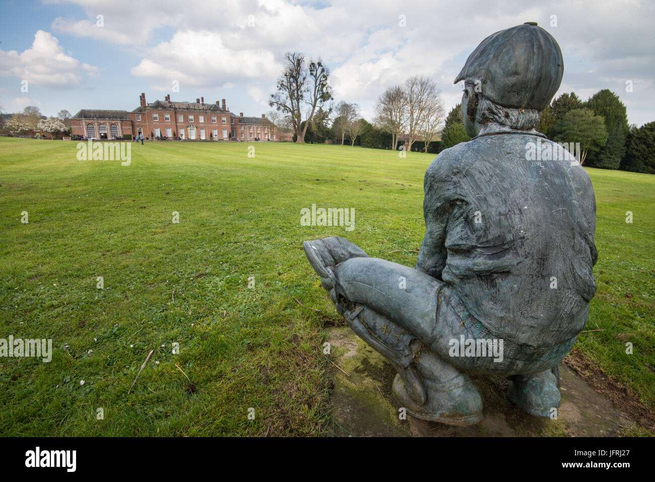 Wicket Keeper statue Stock Photo - Alamy
