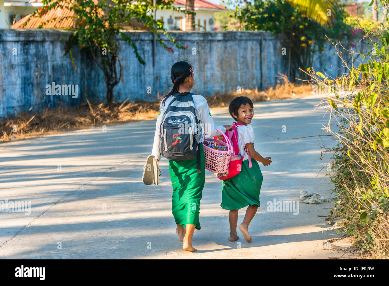 Indigenous school hi-res stock photography and images - Alamy
