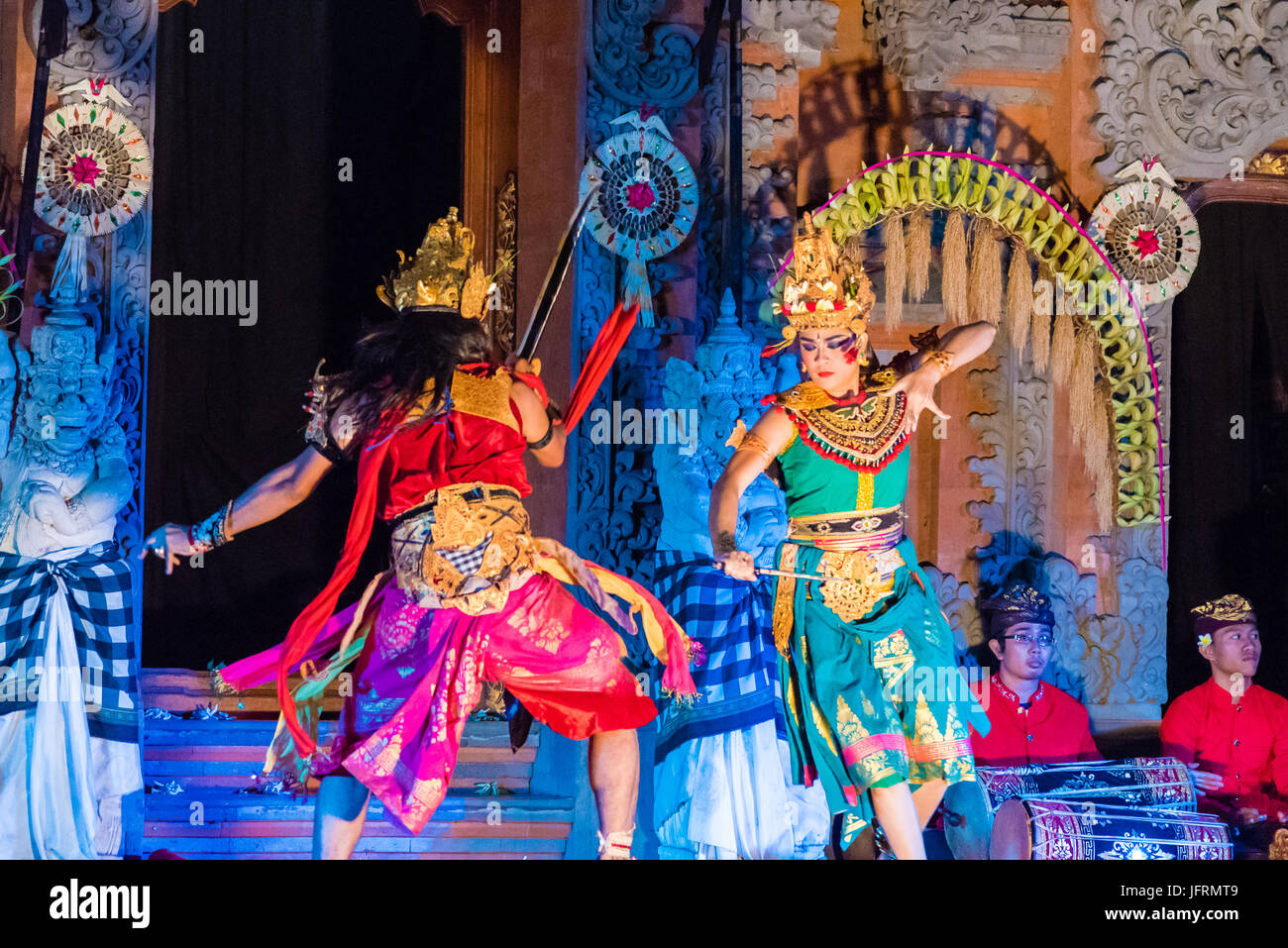 Traditional balinese dance ubud palace hi-res stock photography and ...