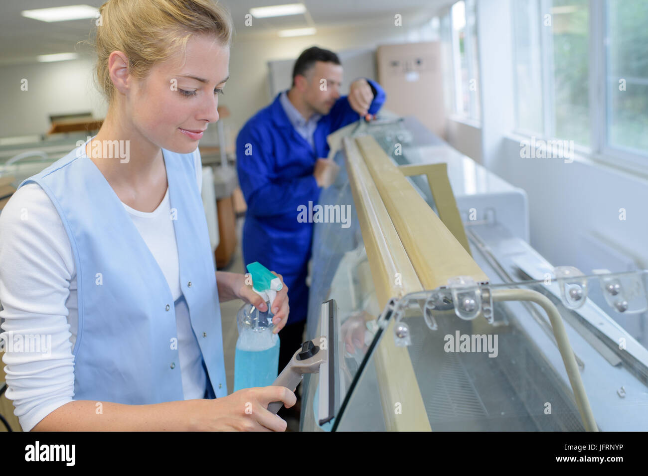 Install counter hi-res stock photography and images - Alamy