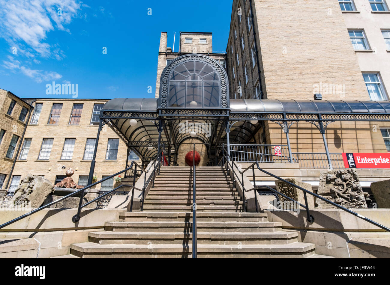 Little germany bradford victorian hi-res stock photography and images ...