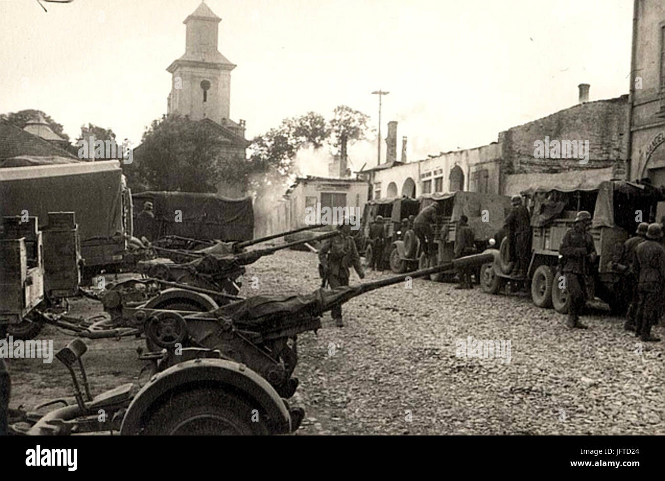 0009 Das Gebirgsjäger-Regiment 98 der 1. Gebirgsdivision im polnischen ...
