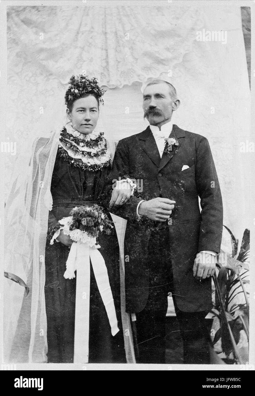 Bröllop. Brudparet Hilda och Johan Andersson. Lyhundra härad, Söderby ...