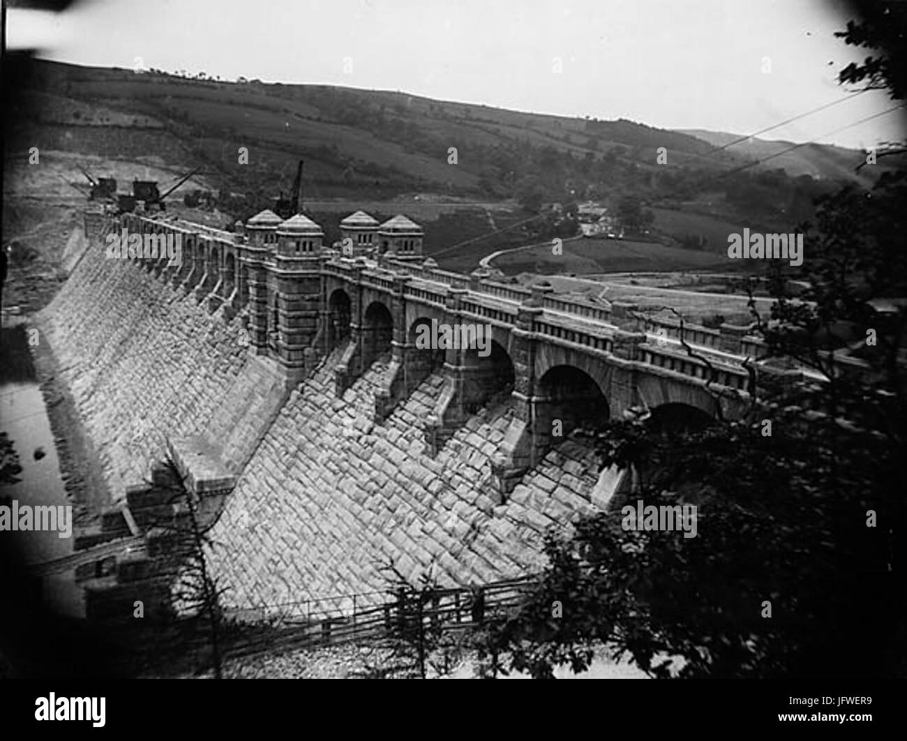 Dam at llanwddyn hi-res stock photography and images - Alamy