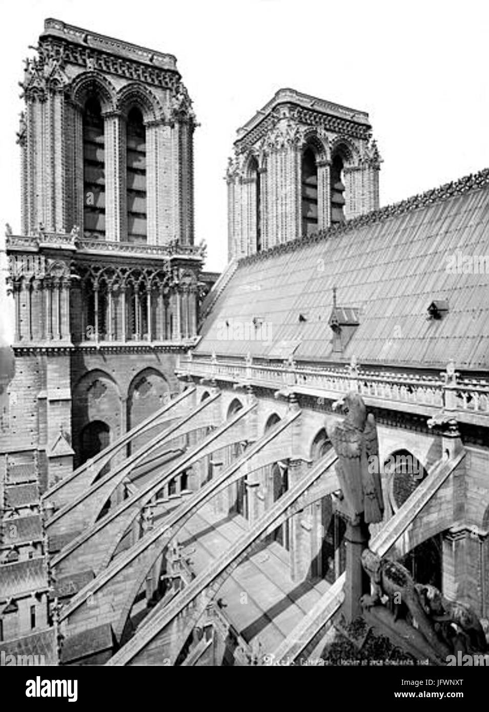 Arc Boutant De La Cathédrale Gothique