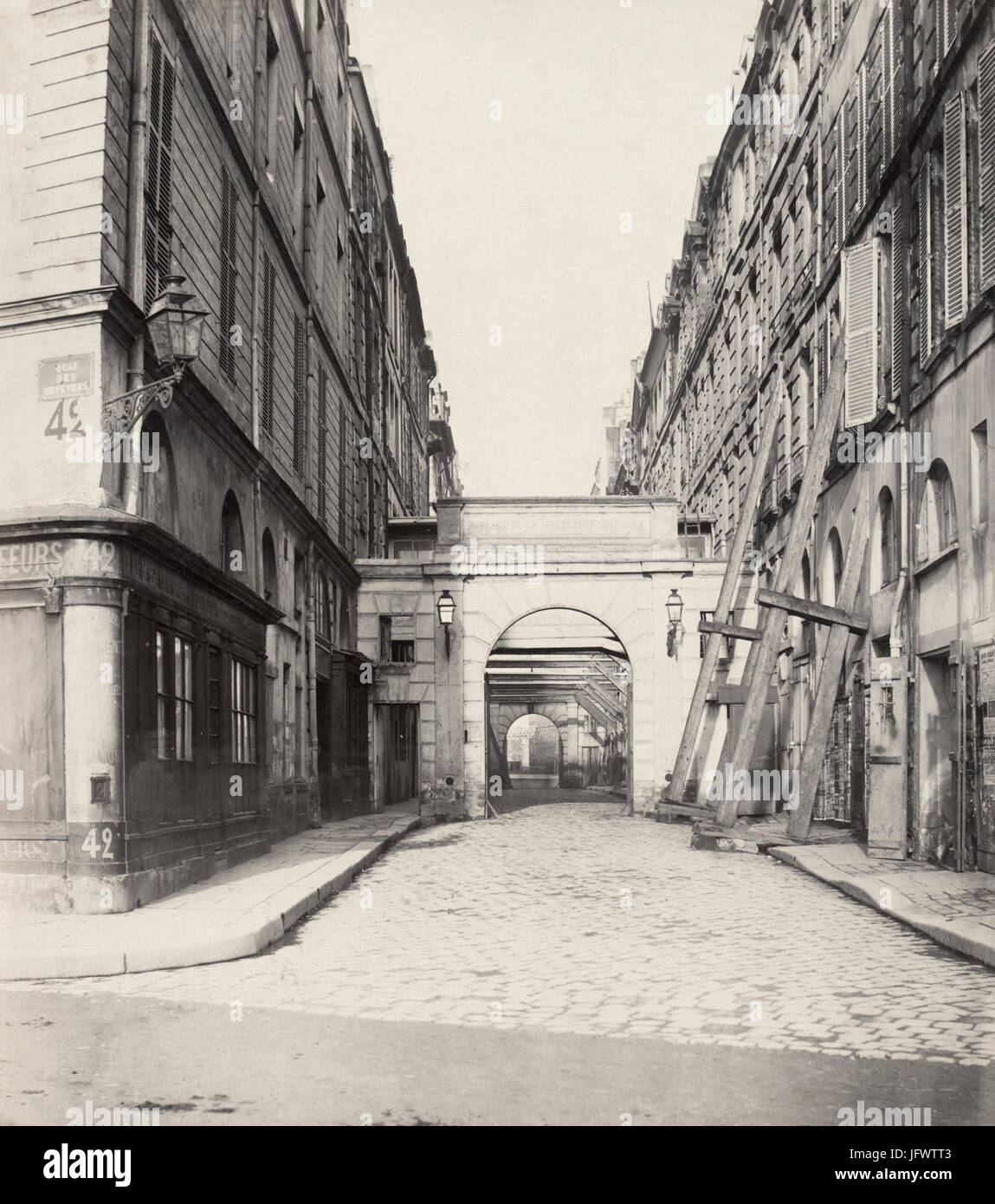 Rue harlay hi-res stock photography and images - Alamy