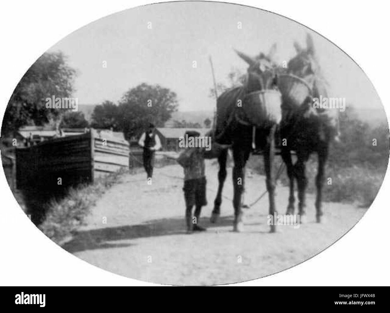 Child by canal hi-res stock photography and images - Alamy