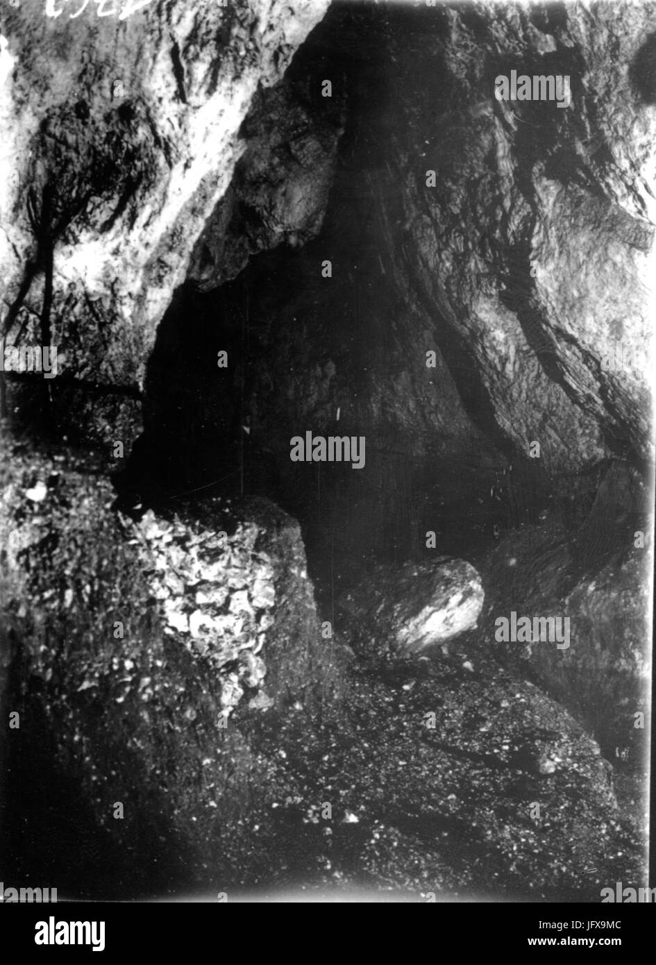 Bekey Imre GơA1bor egy bükki barlang Stock Photo - Alamy