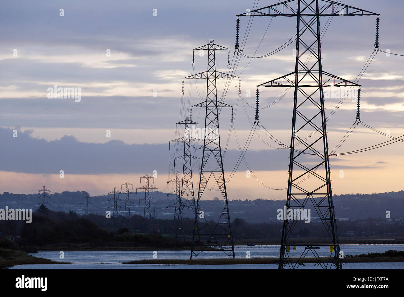 Electric pylons at night hi-res stock photography and images - Alamy