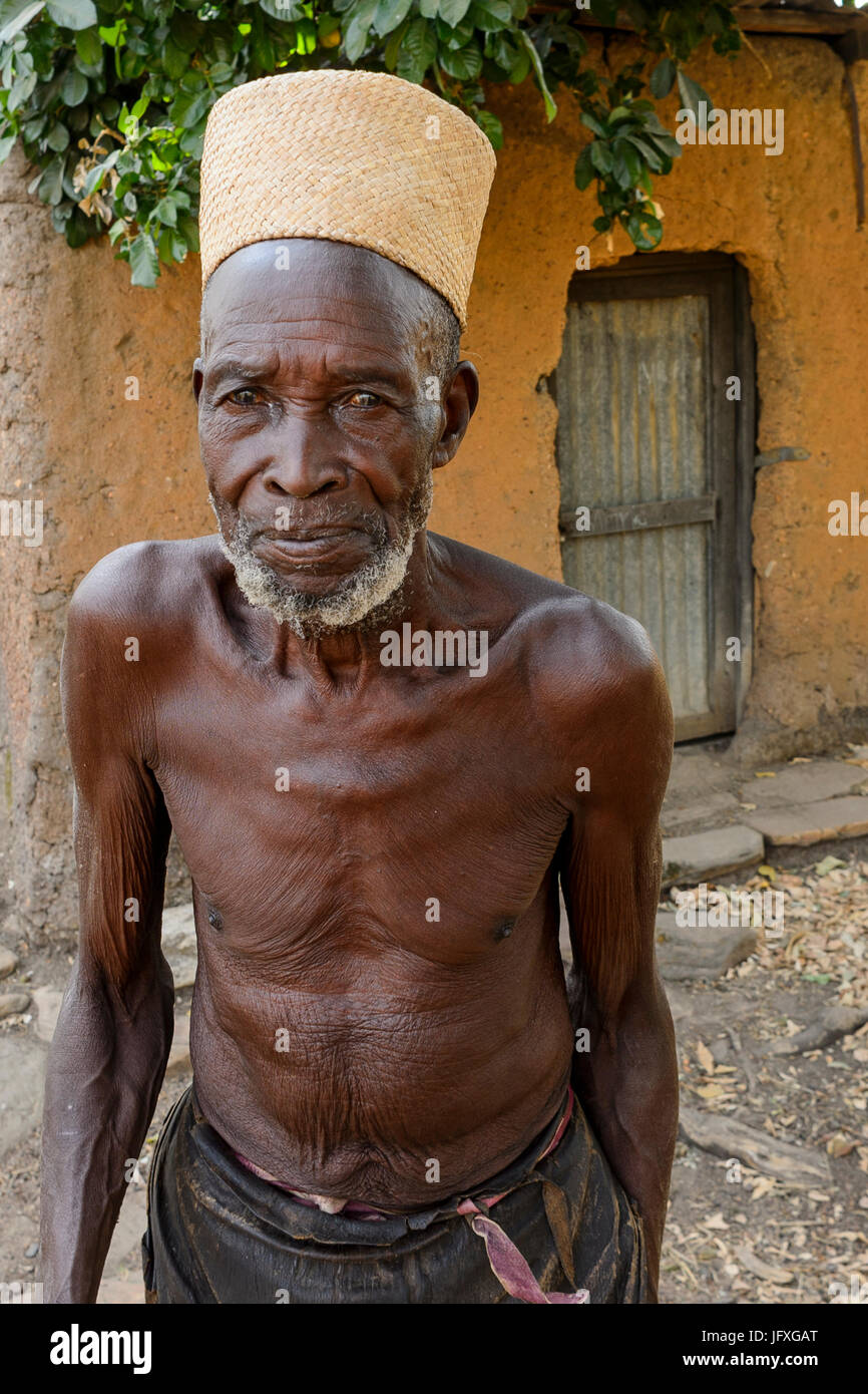 Traditional Taneka village in Benin Stock Photo - Alamy