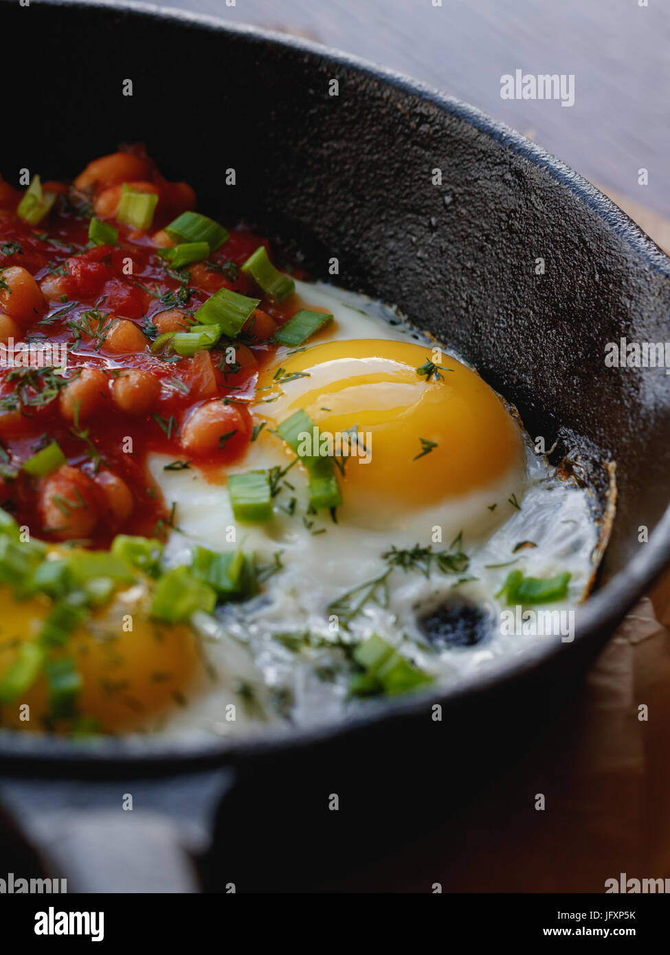 Full english breakfast scrambled eggs hi-res stock photography and ...