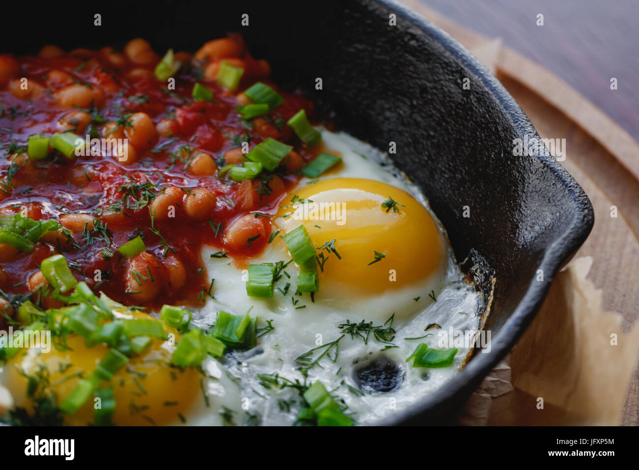Full english breakfast scrambled eggs hi-res stock photography and ...