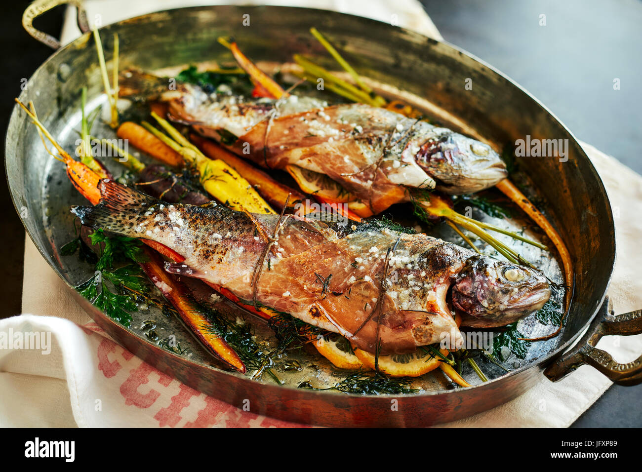 Trout ready to cook hi-res stock photography and images - Alamy
