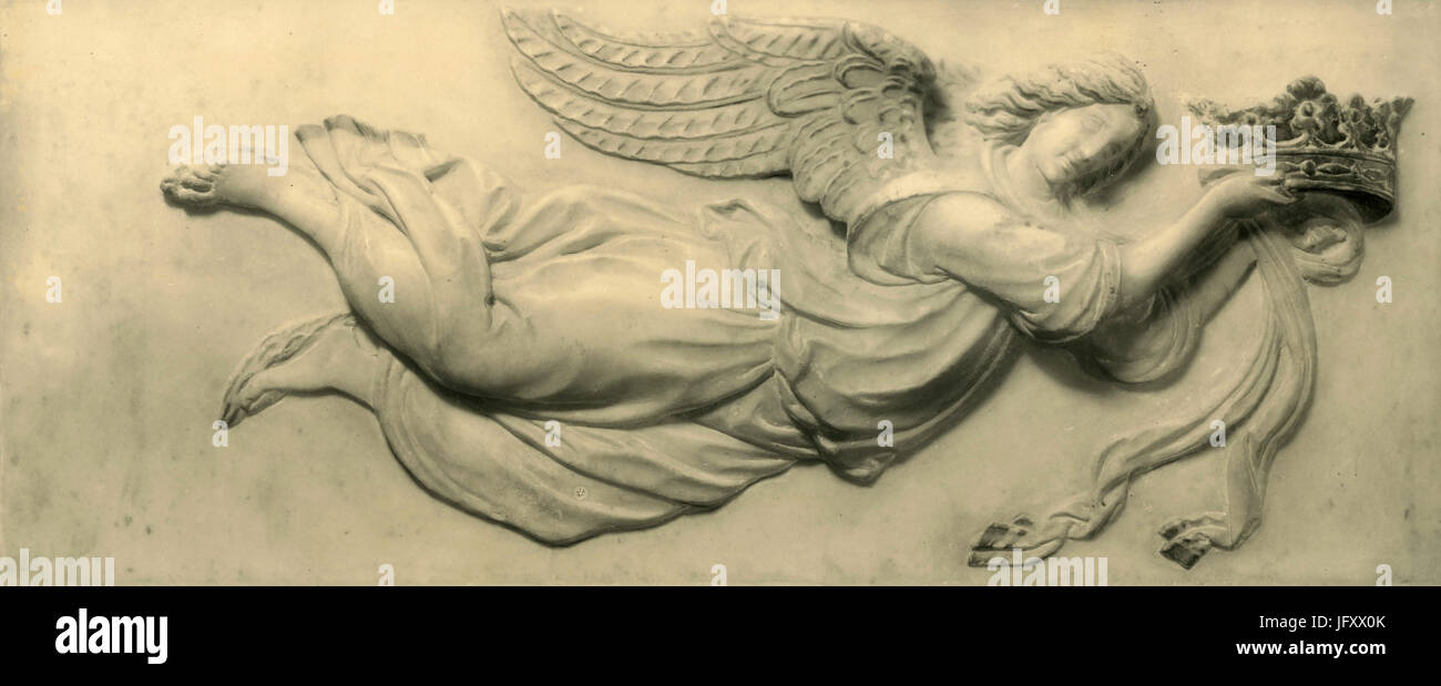 An angel on the altar, marble bas-relief by Benedetto da Maiano, San ...