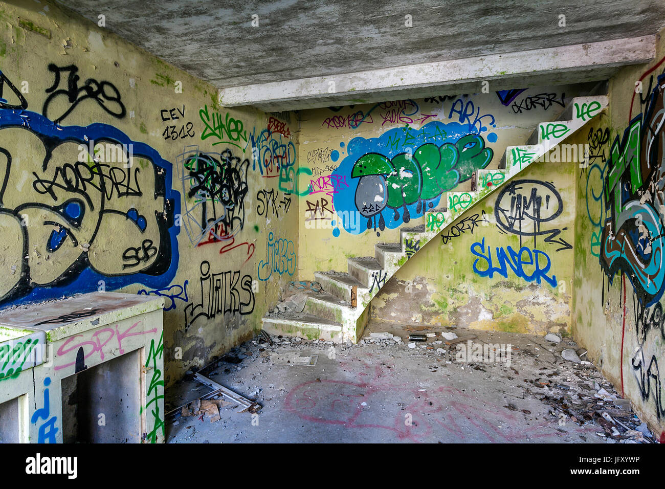 Abandoned factory. urbex Stock Photo - Alamy