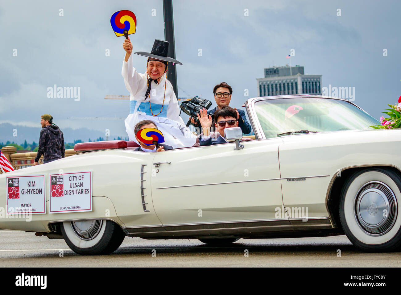 Portland, Oregon, USA - June 10, 2017: Mayor of Ulsan Dignitaries, Kim ...