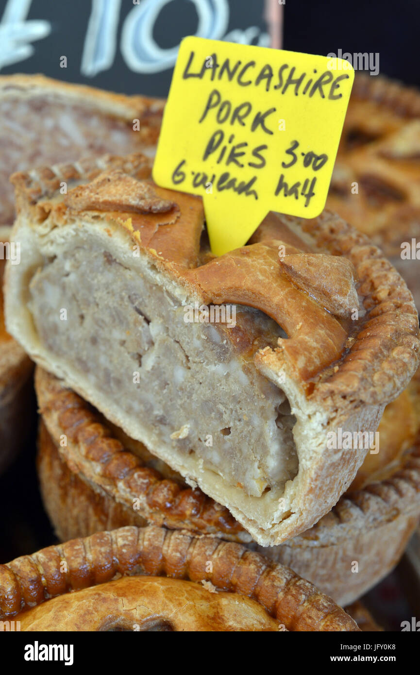 © Sandy young Photography 07970 268944 29th Scottish Game Fair E ...