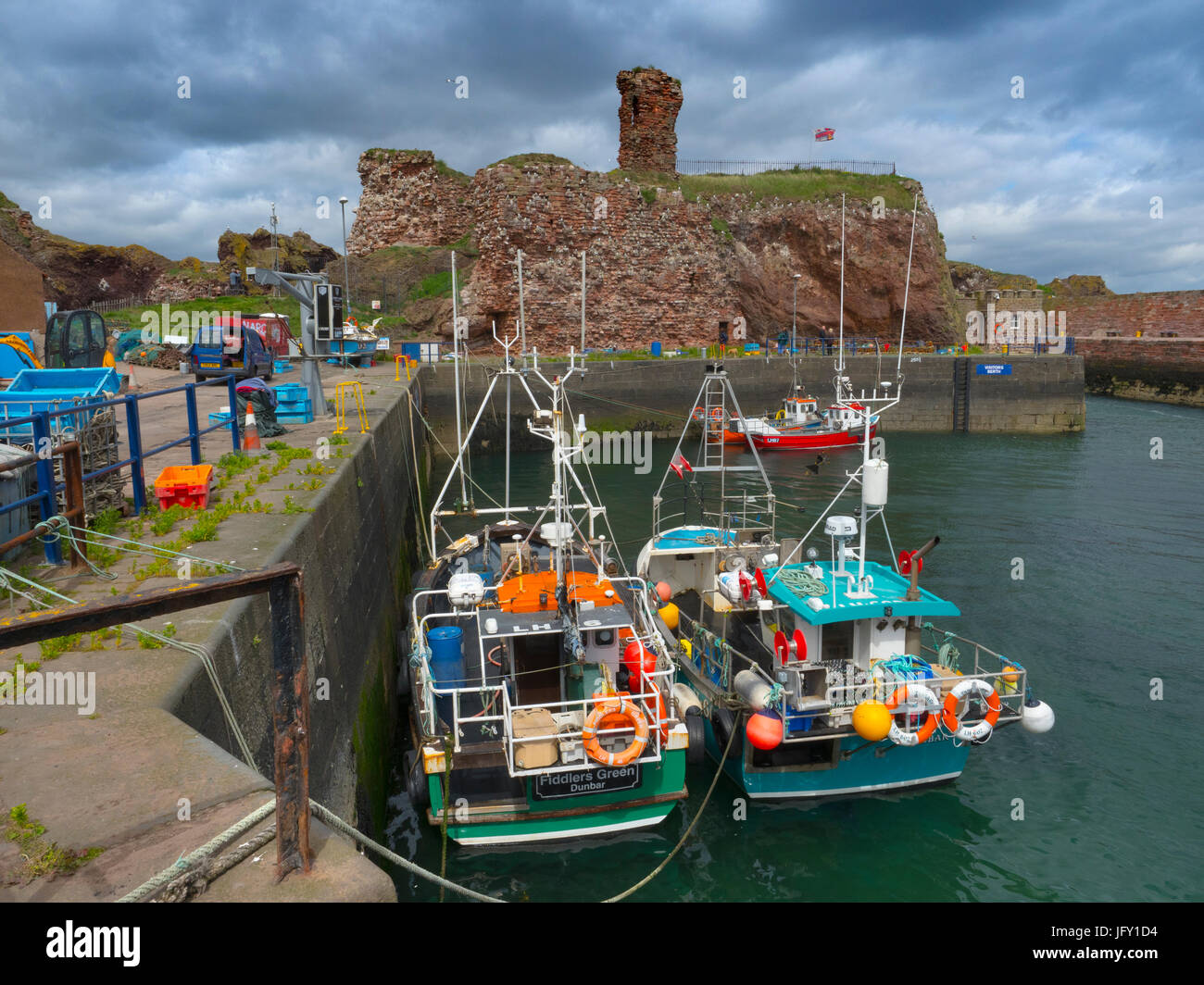 Dunbar harbour fishing boat hi-res stock photography and images - Alamy