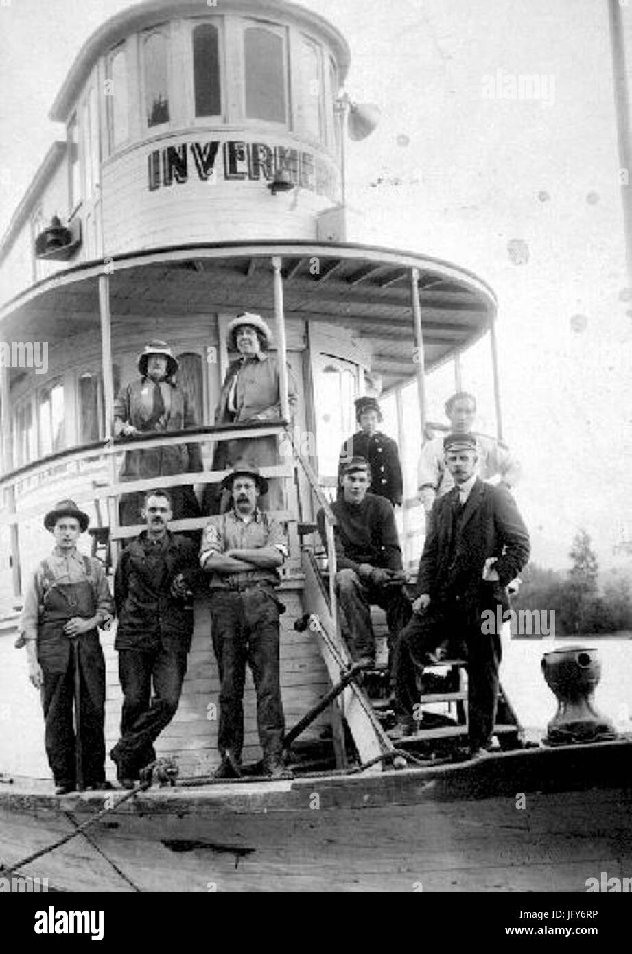 Invermere Black and White Stock Photos & Images - Alamy