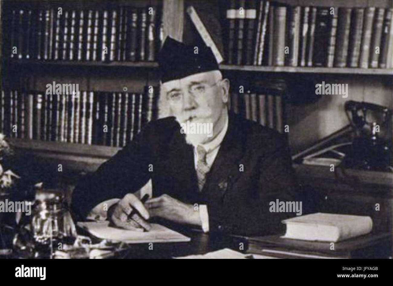 Eleftherios venizelos hi-res stock photography and images - Alamy