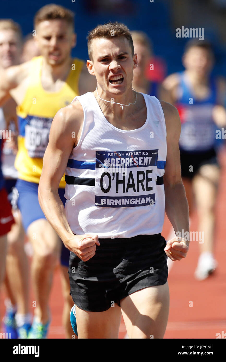 Chris O'Hare celebrates winning the mens 1500 metres final during day ...